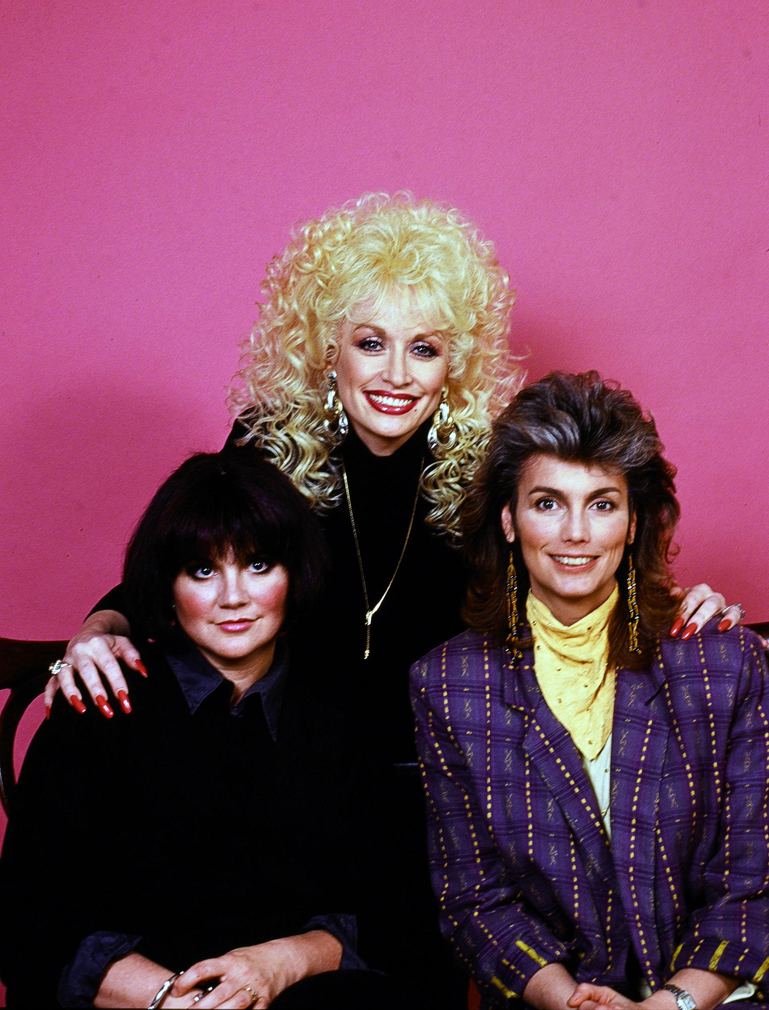 Linda Ronstadt Through the Years: Her Life in Photos | Us Weekly