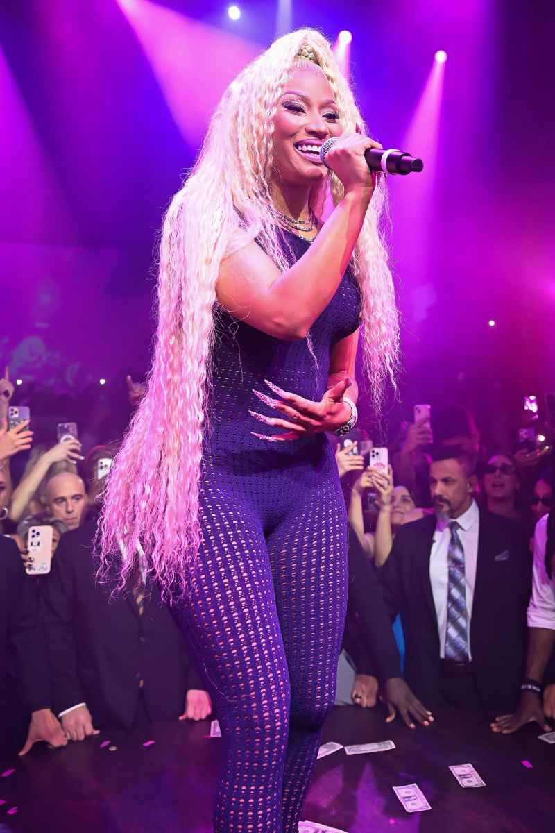 Nicki Minaj Slams Her Song ‘Starships,’ Won’t Perform It Anymore | Us ...