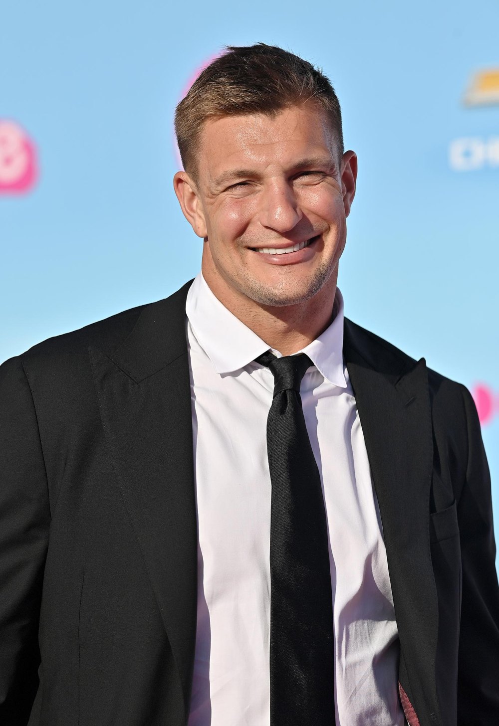 Rob Gronkowski to Star in FanDuel's Super Bowl 'Kick of Destiny 2 ...