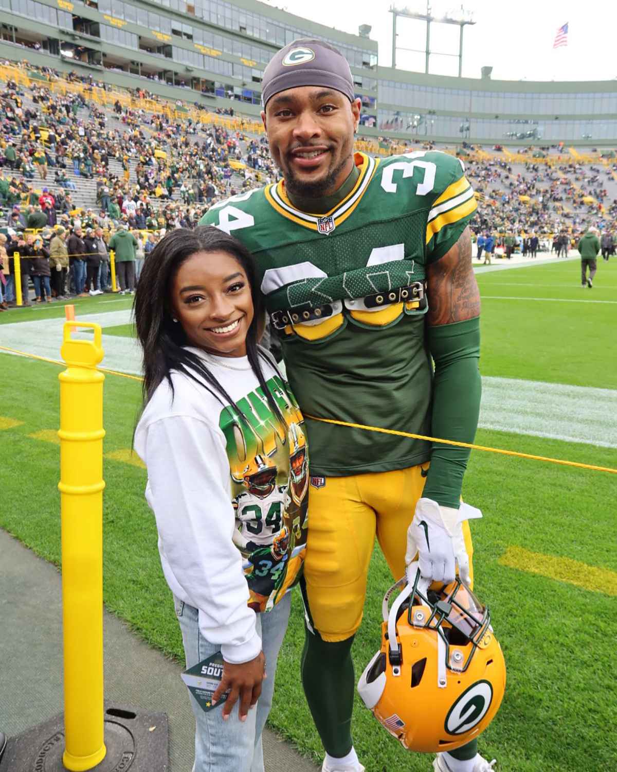 Simone Biles Congratulates Husband Jonathan Owens as NFL Season Ends ...