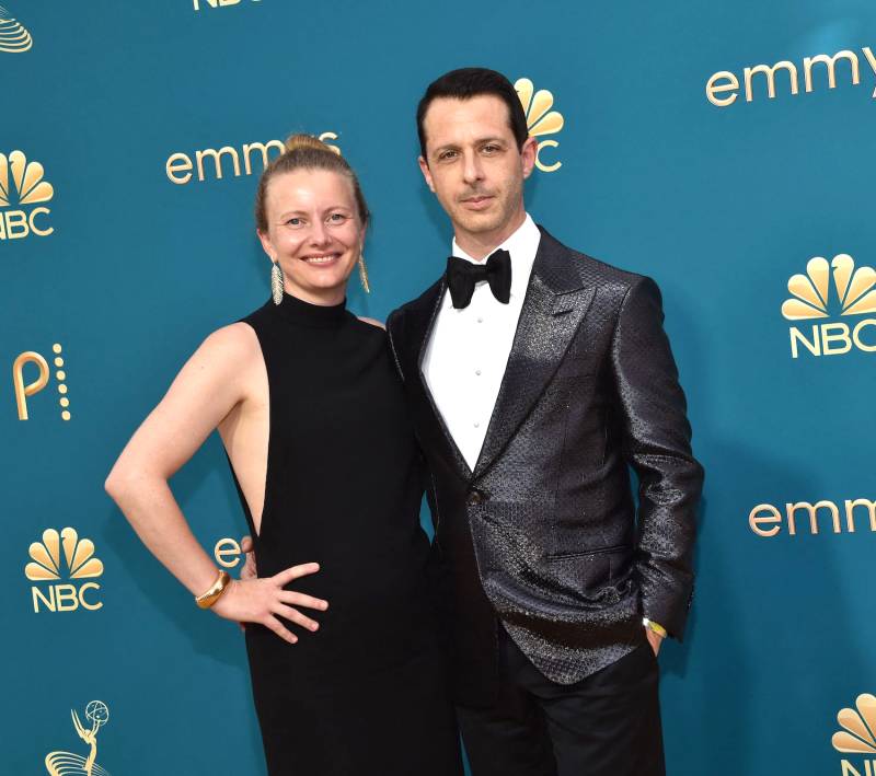 Jeremy Strong and Emma Wall’s Relationship Timeline | Us Weekly