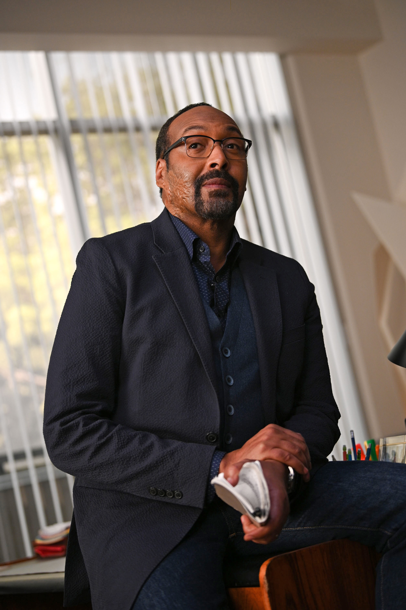 Jesse L. Martin News - Us Weekly