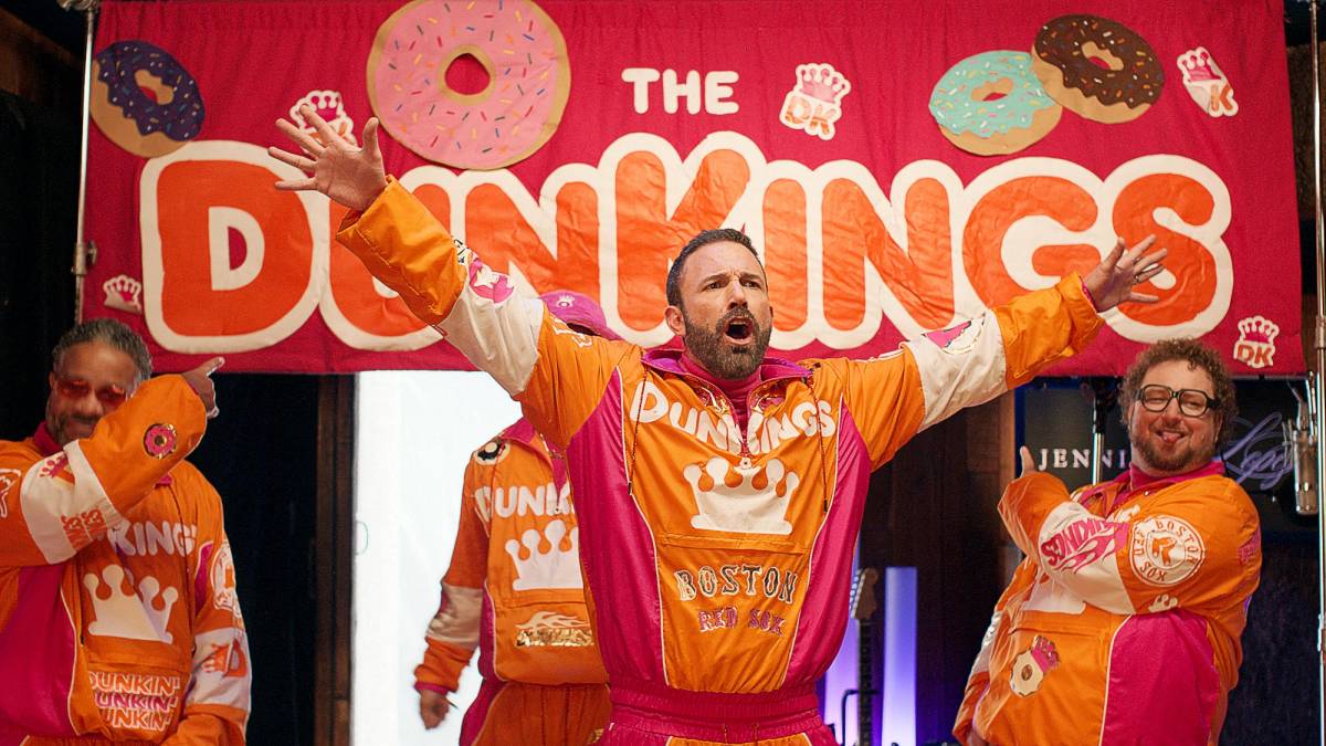 Ben Affleck’s Dunkin' Super Bowl Ad Tracksuits Sell Out in 19 Minutes ...