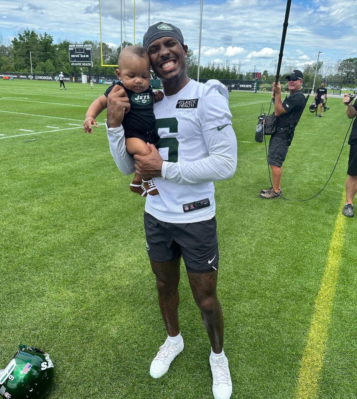 Kansas City Chiefs Receiver Mecole Hardman Jr.’s Family Album | Us Weekly