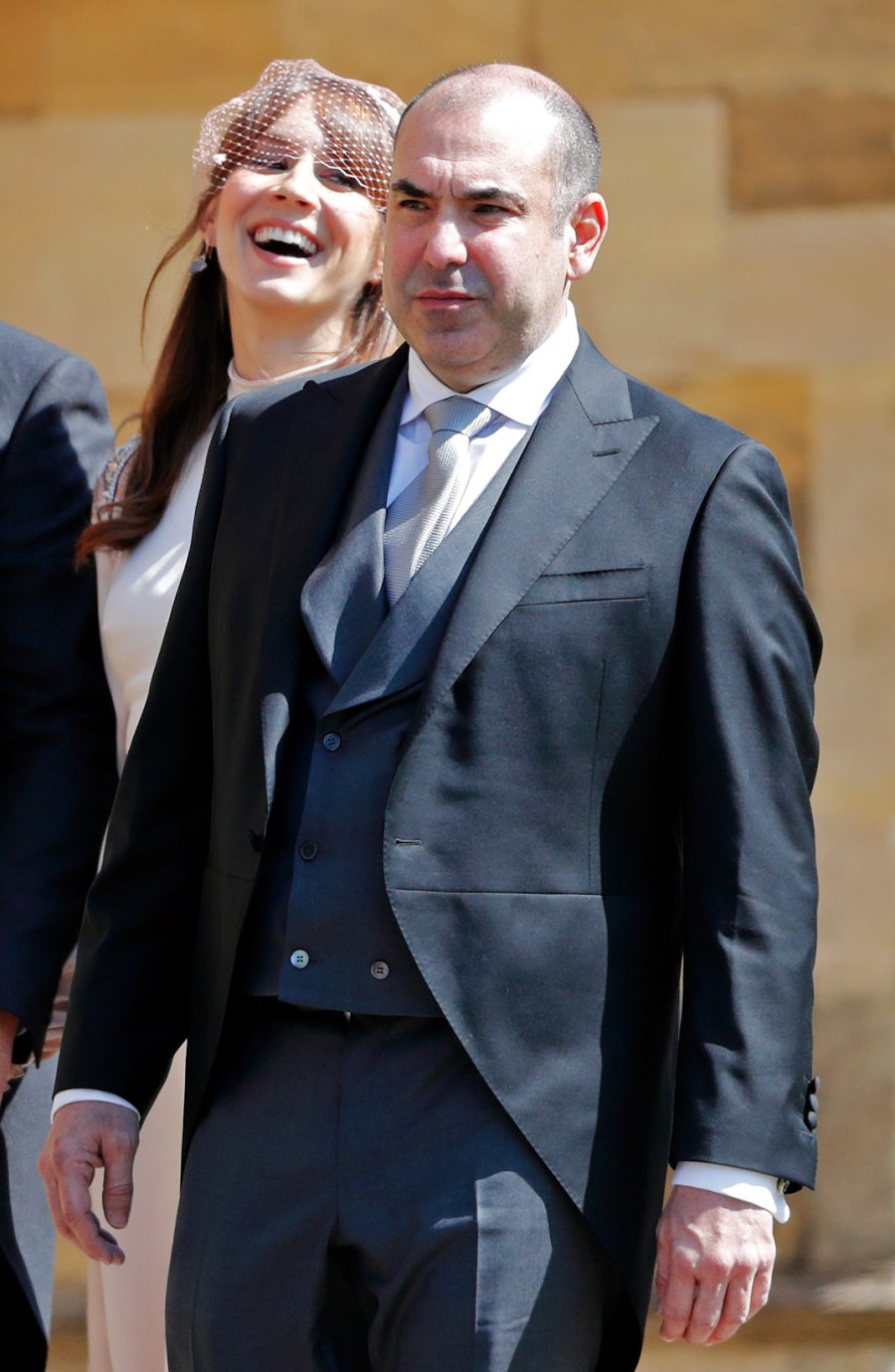 Meghan Markle’s ‘Suits’ Costar Recalls ‘Foul’ Smell at Royal Wedding ...