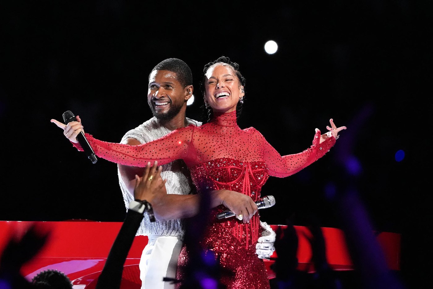 Alicia Keys’ Off-Key Note Edited Out of Super Bowl 2024 Halftime Video ...