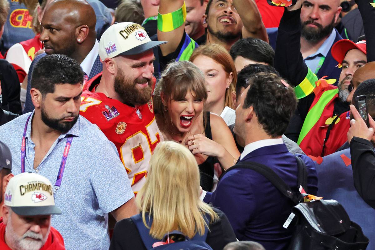 Taylor Swift, Travis Kelce at Super Bowl 2024: Best Moments on the ...