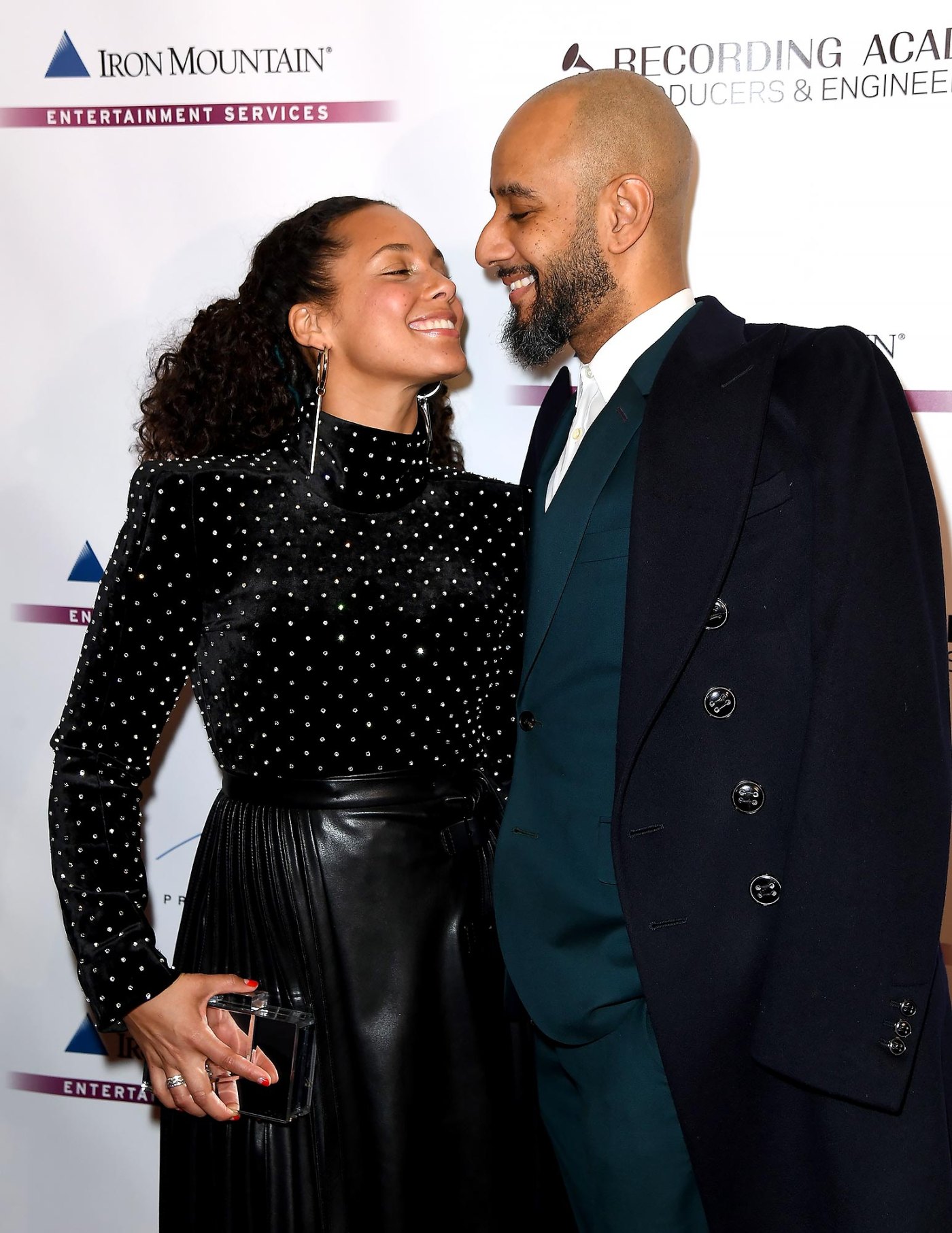 Swizz Beatz Reacts to Alicia Keys and Usher's Super Bowl Halftime Show ...