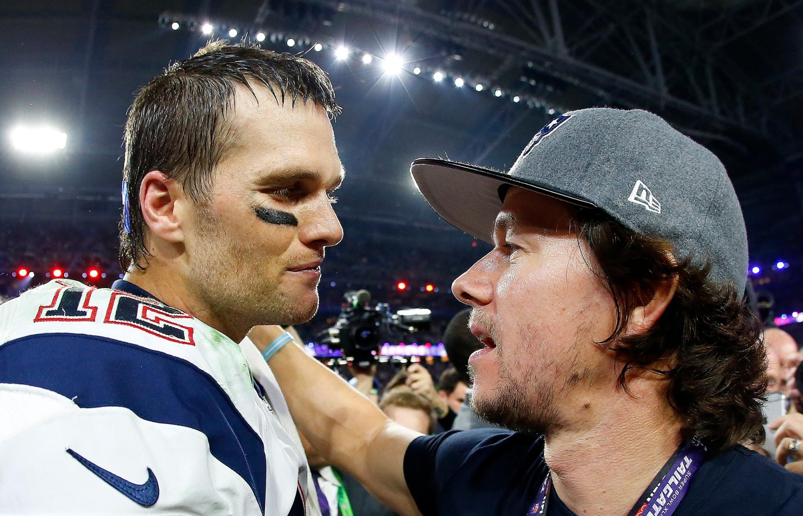 Tom Brady’s Inner Circle: Leonardo DiCaprio, Mark Wahlberg and More ...
