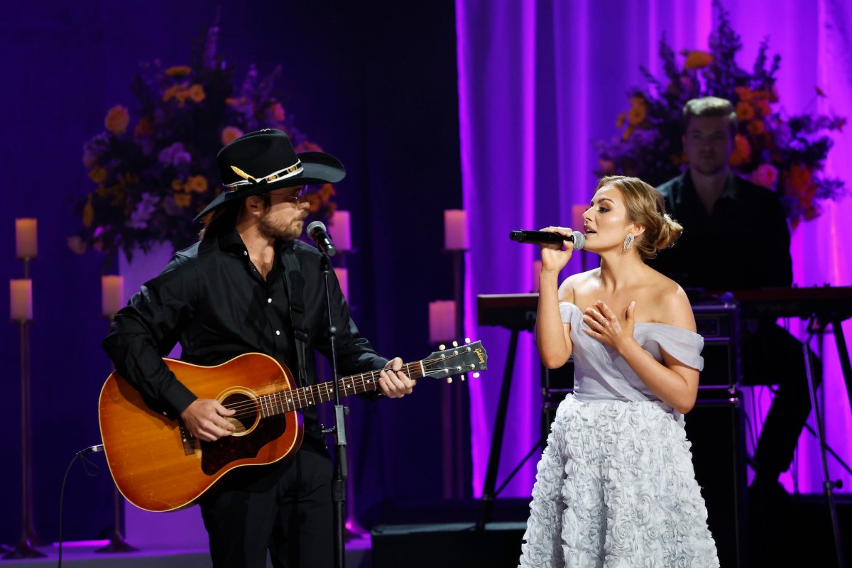 Who Is Emmy Russell? Loretta Lynn’s Granddaughter Hits 'American Idol ...
