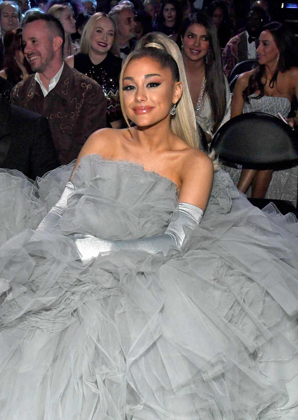 Ariana Grande Gushes Over ‘The Boy Is Mine’ Video Star, Penn Badgley ...