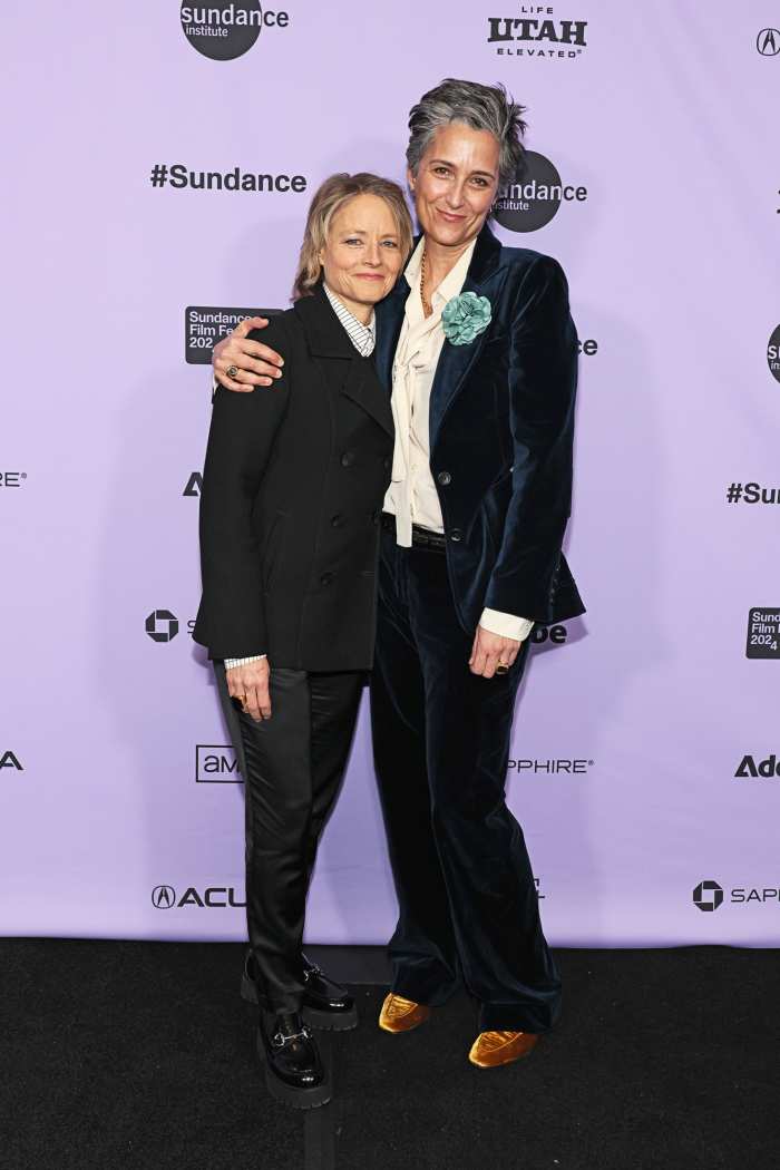 Jodie Foster and Wife Alexandra Hedison’s Relationship Timeline | Us Weekly