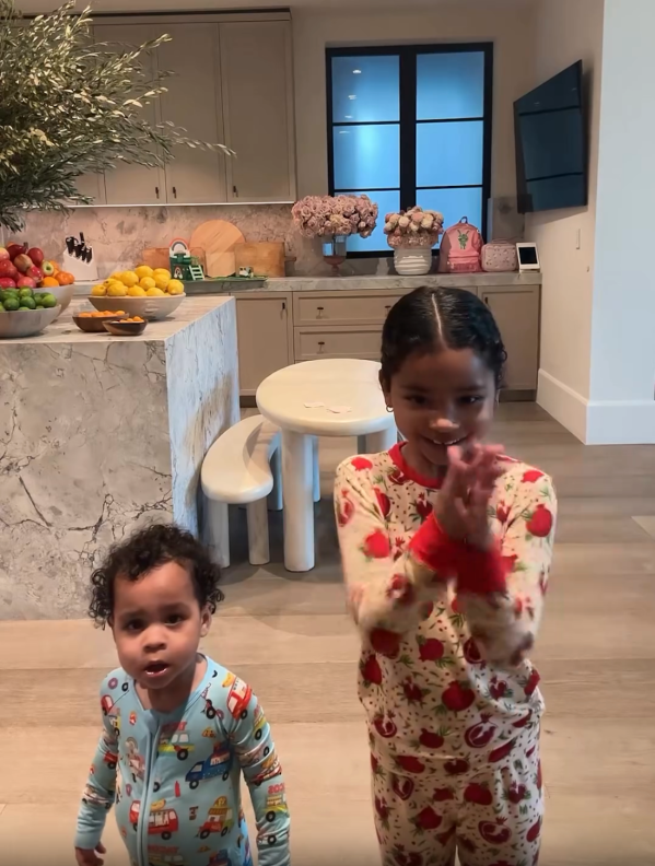Khloe Kardashian Shares Video of True Singing to North West’s Song | Us ...