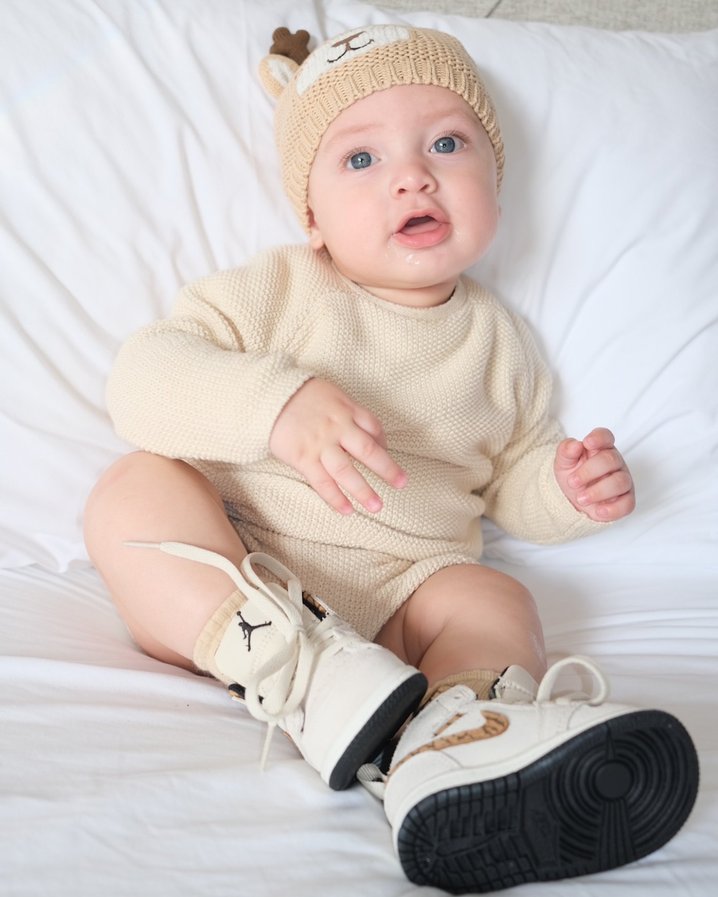 Marc Anthony and Wife Nadia Ferreira Share 1st Photo of Son's Face | Us ...