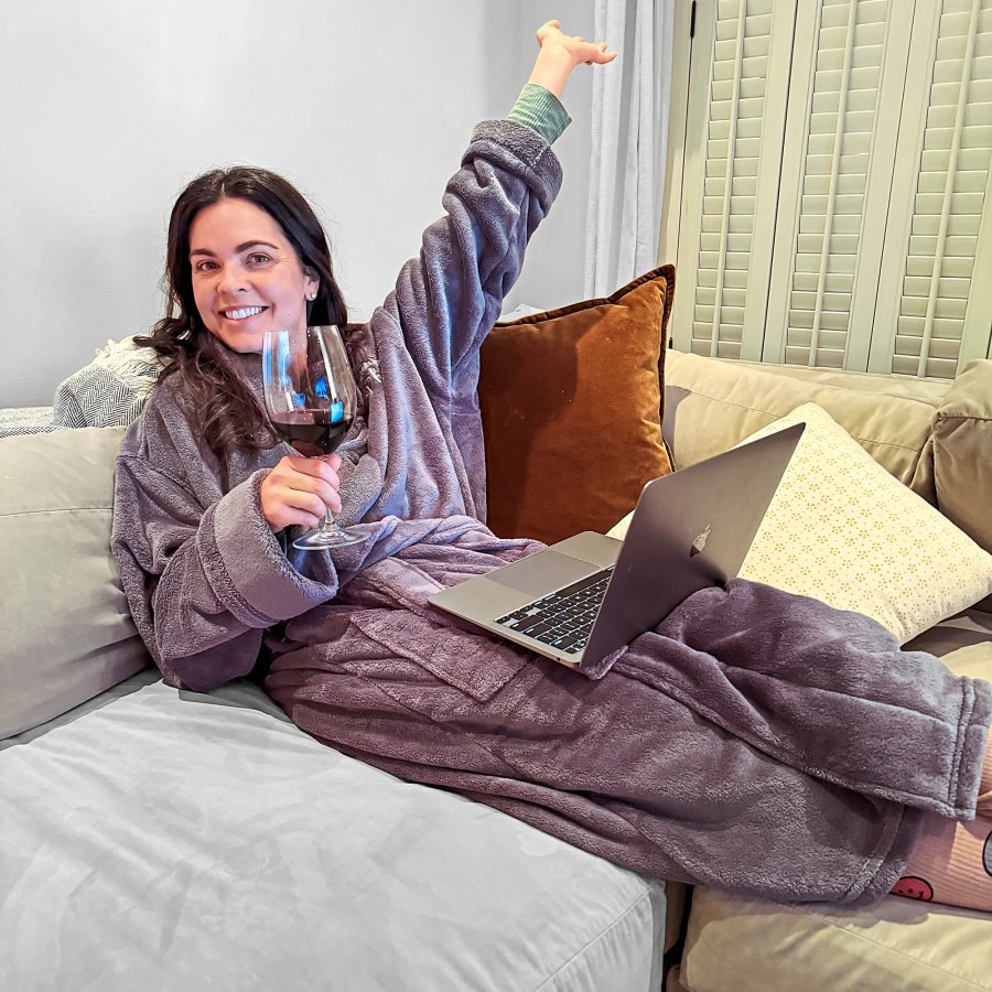 Katie Lee Biegel Relaxes With Wine After a Busy Day as a Mom | Us Weekly