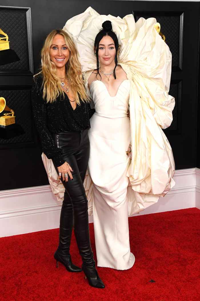 Tish Cyrus Wants to Patch Things Up With Daughter Noah Cyrus | Us Weekly