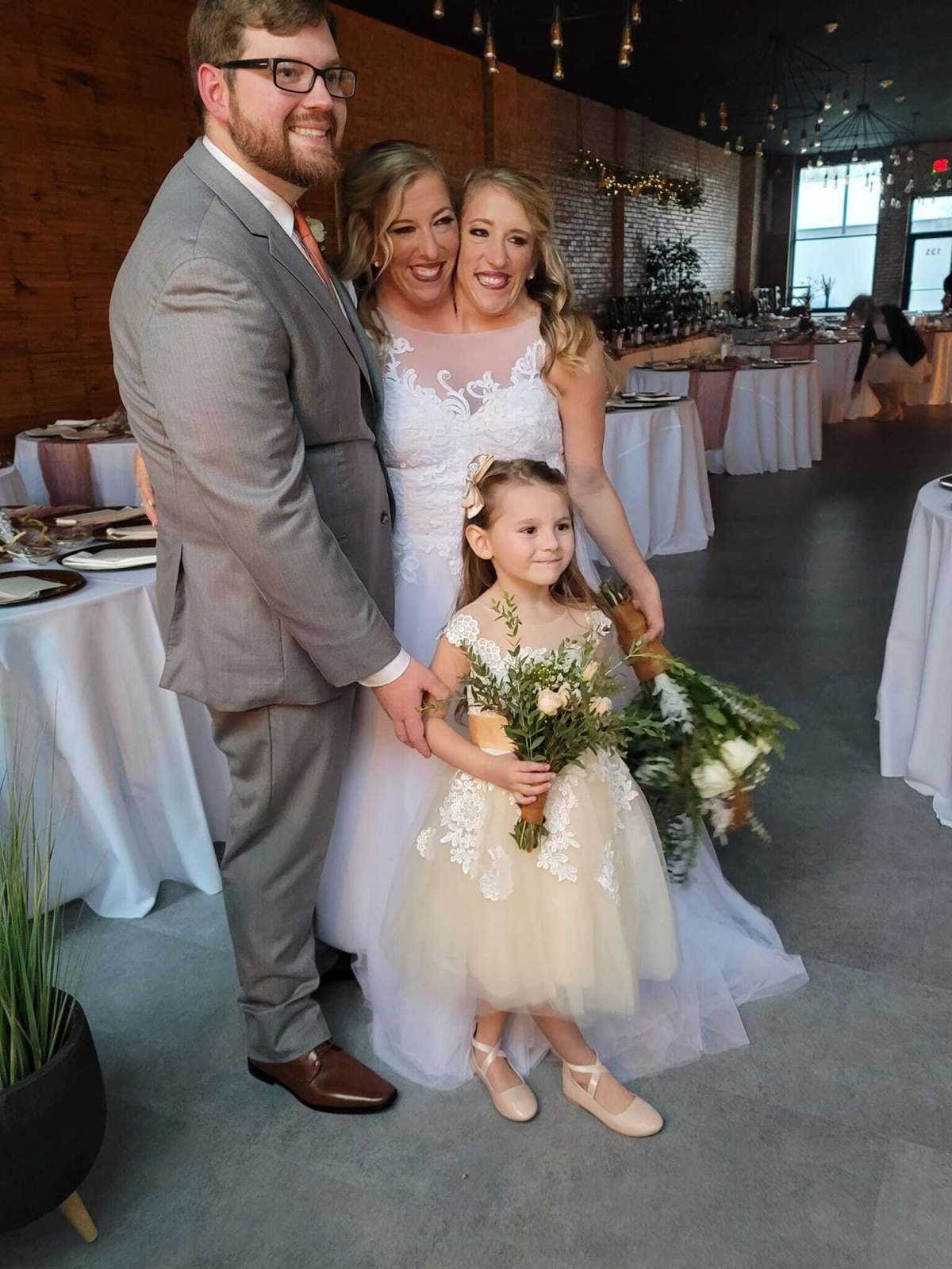 Conjoined Twin Abby Hensel Shares Wedding Dance With Josh Bowling | Us ...