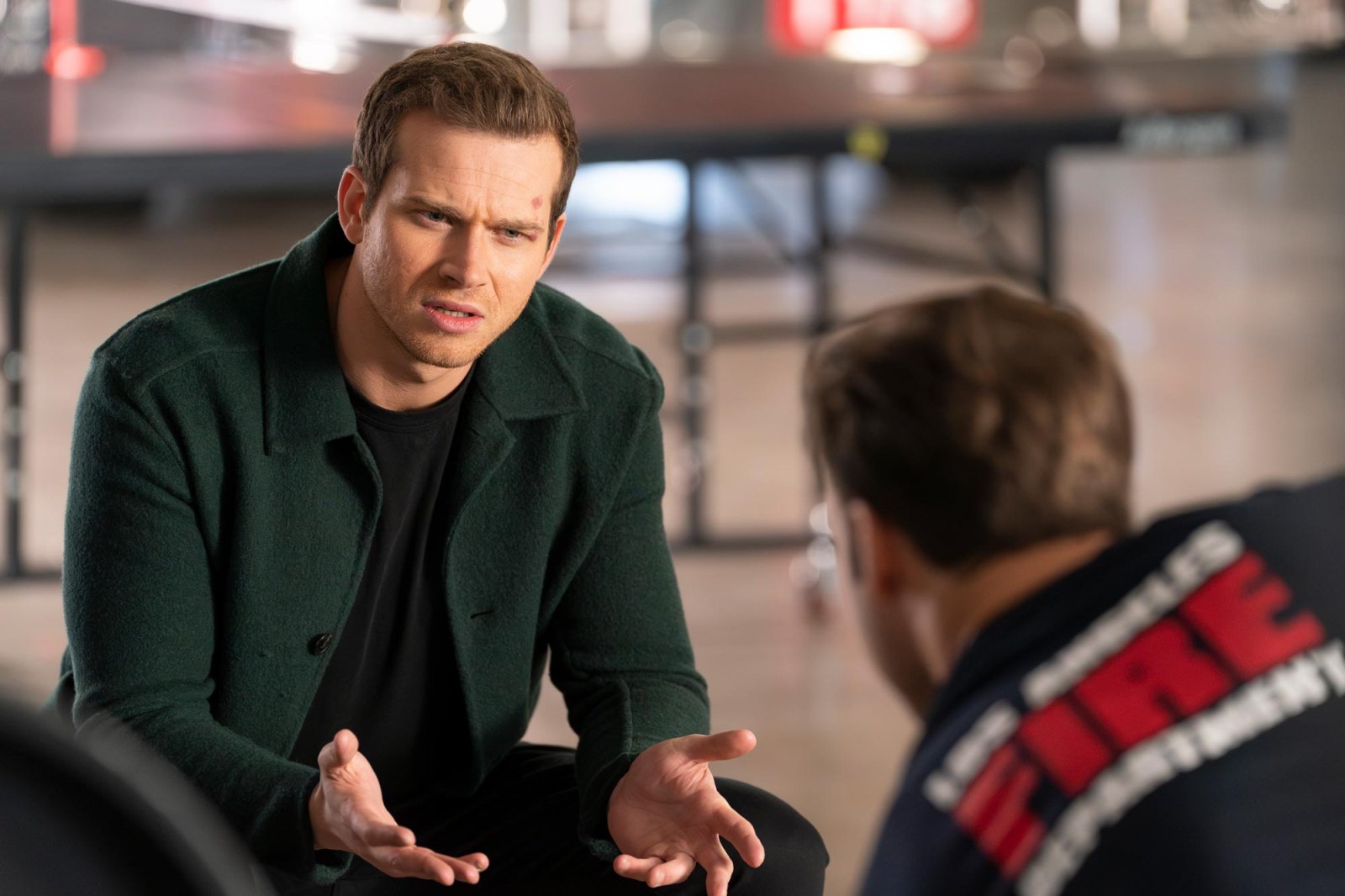 9-1-1 Season 7 Episode 5 Pics Show Buck, Eddie’s Awkward Double Date ...