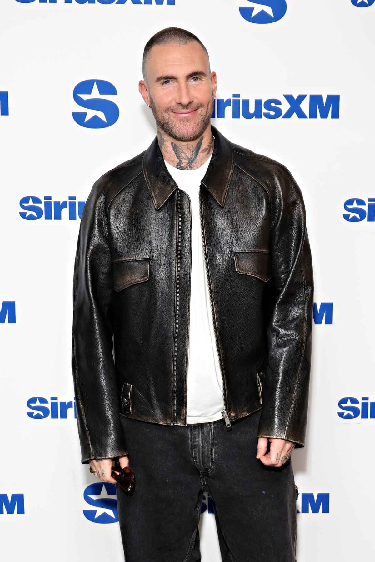 Adam Levine Says His Daughters Are 'Obsessed' With Maroon 5 Songs | Us ...