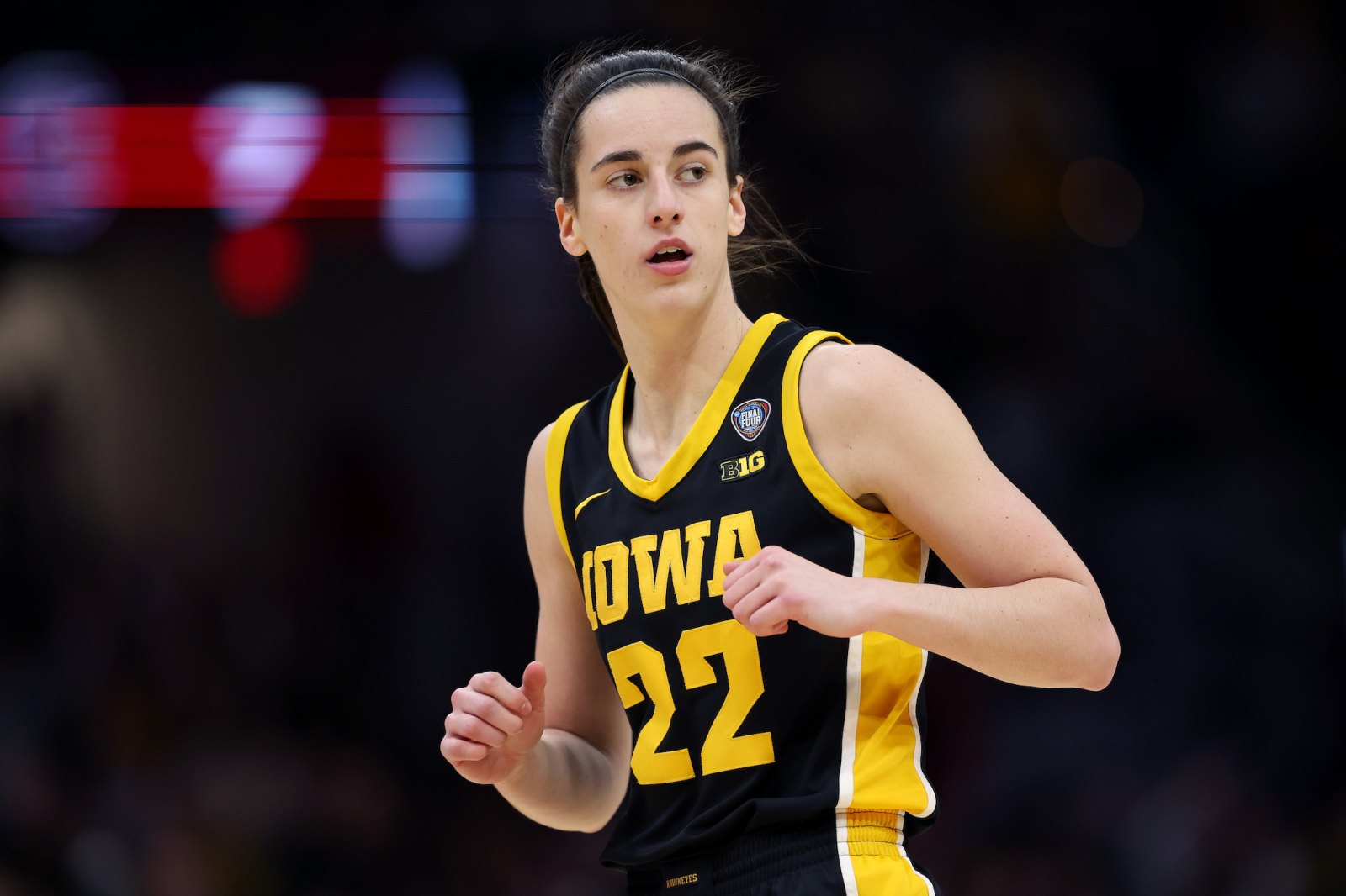 WNBA’s Caitlin Clark Set to Sign $28 Million Nike Deal: Reports | Us Weekly
