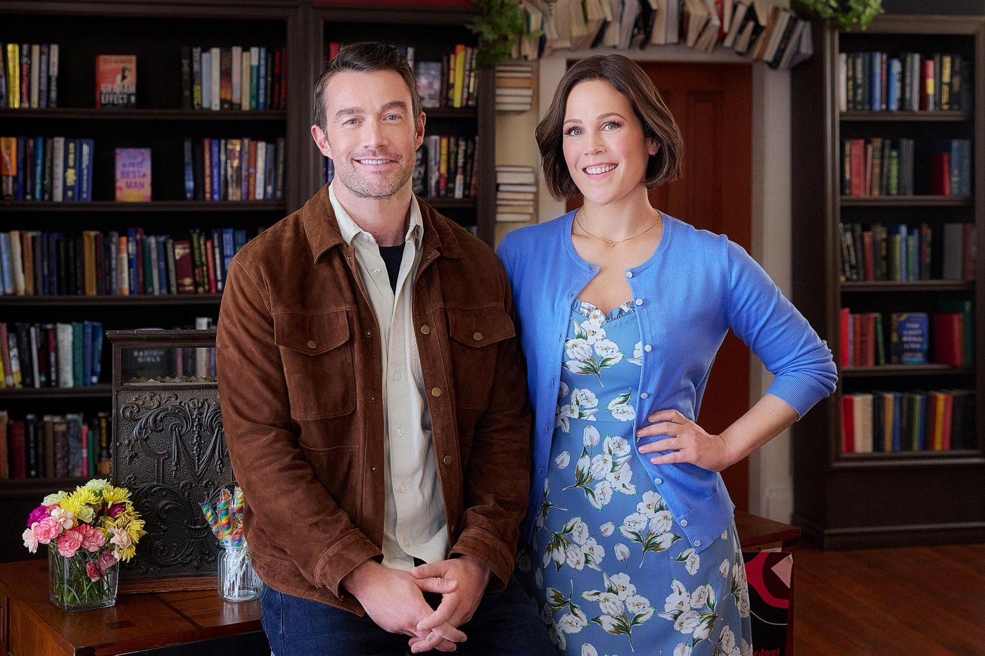 Erin Krakow, Robert Buckley's New Movie Gives 'You've Got Mail' Vibes ...
