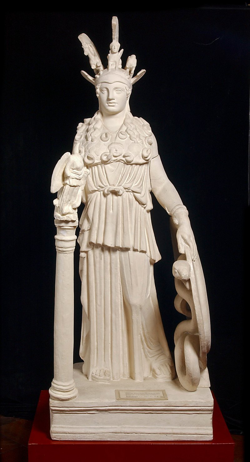Fans Think They Found the Statue From Taylor Swift's 'thanK you aIMee ...
