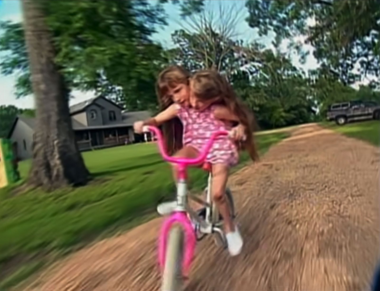 How to Watch Conjoined Twins Abby and Brittany Hensel's Reality Show ...