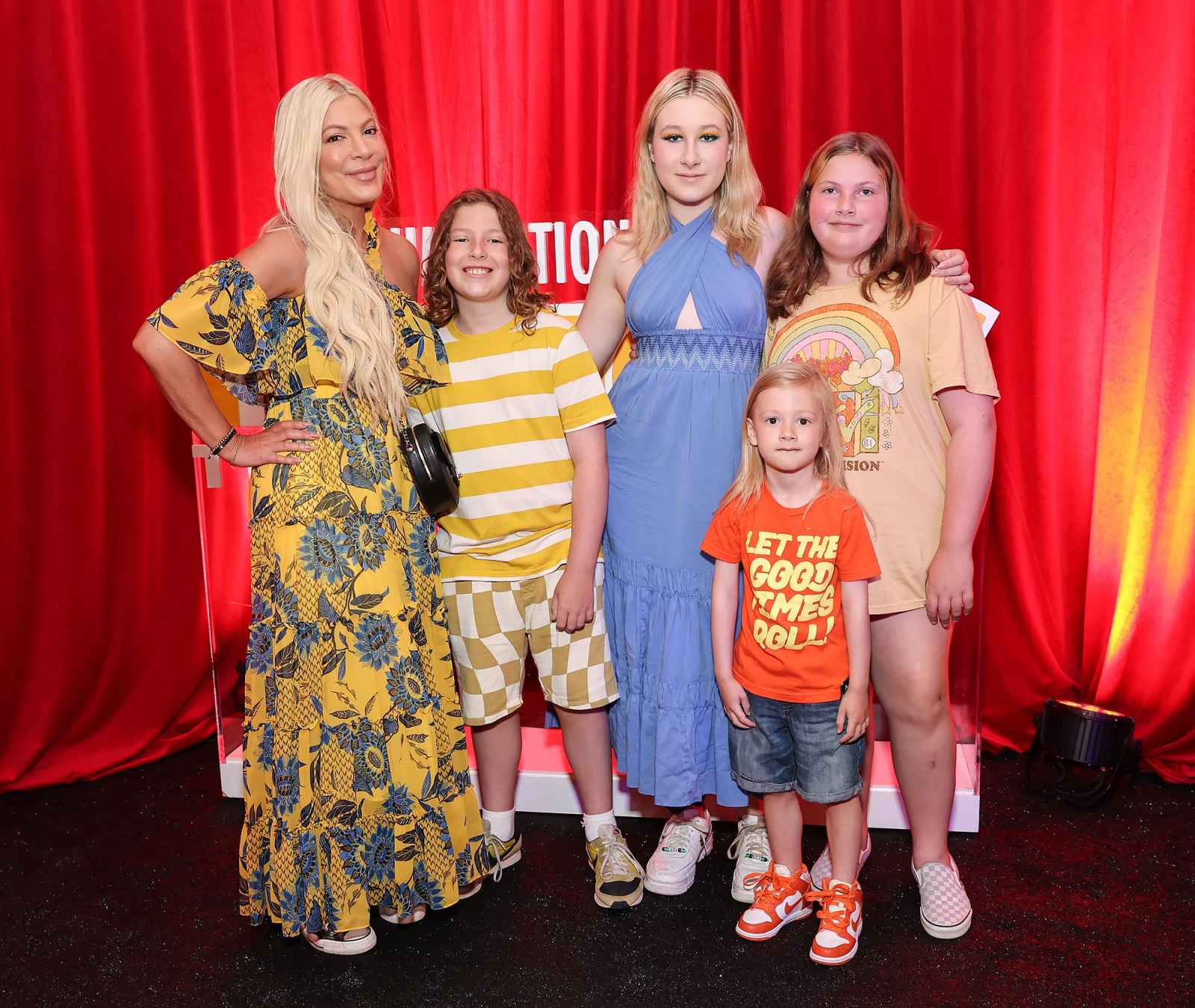 Tori Spelling's Airbnb With 5 Kids Was 'Next Door to a Drug Den' | Us ...