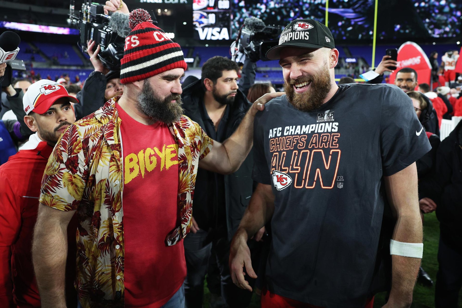 Jason, Travis Kelce Restock New Heights Hat After Taylor Swift Wore It ...