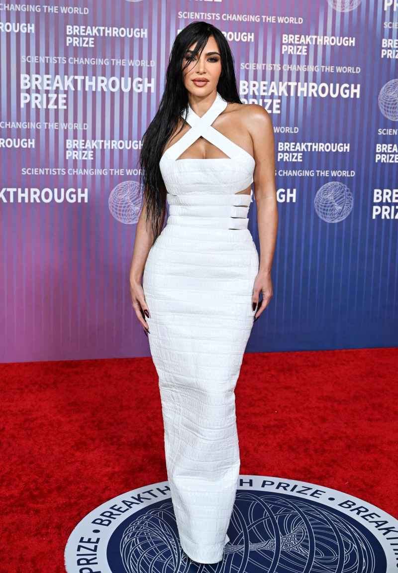 Kim Kardashian Stuns in All-White Look at Breakthrough Prize Ceremony ...