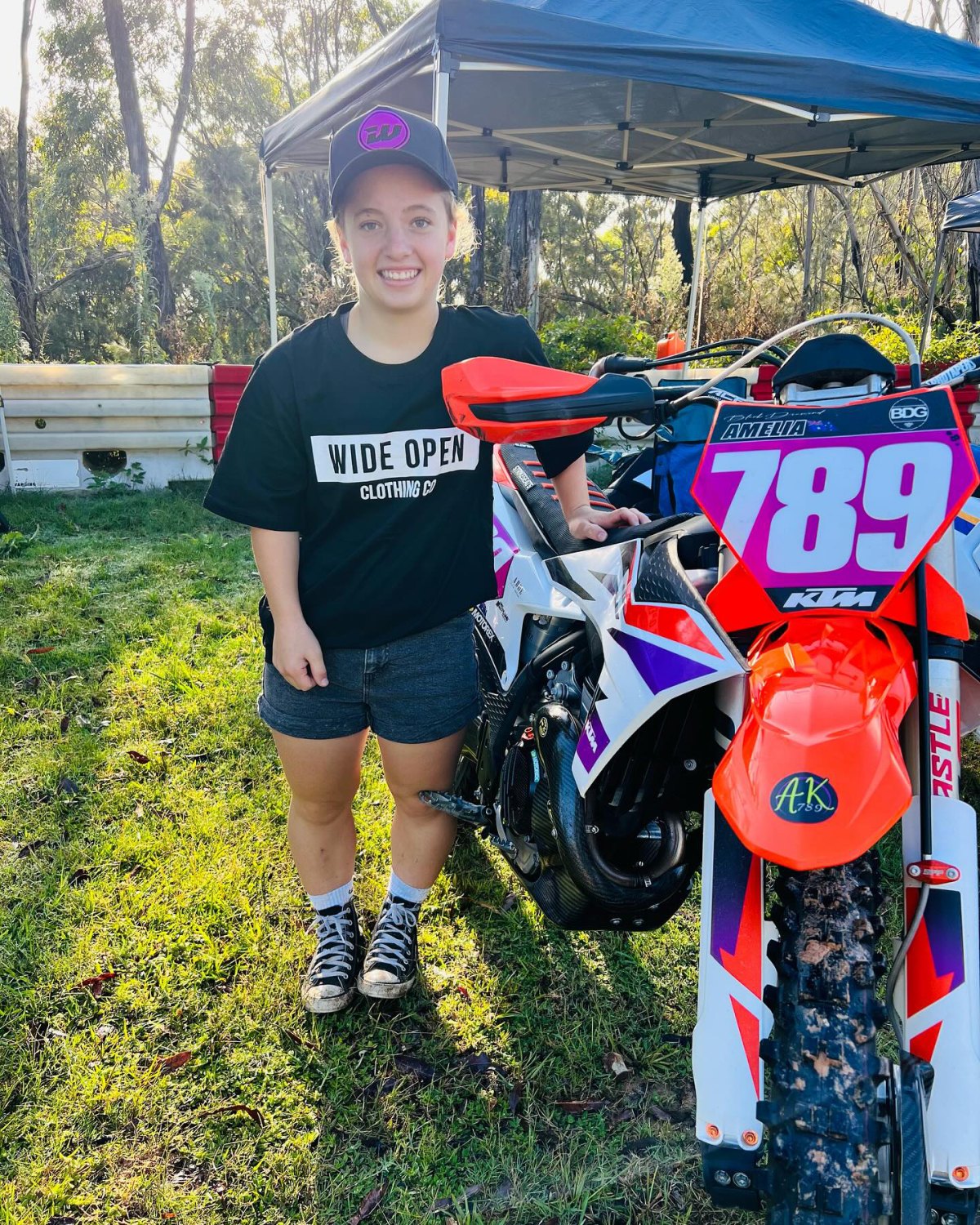 Dirt Bike Rider Amelia Kotze Dead at Age 15 After Race Crash | Us Weekly