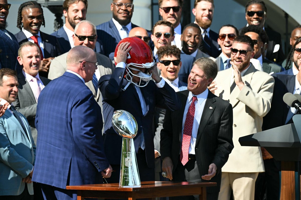 Kansas City Chiefs Celebrate Super Bowl Win at White House | Us Weekly