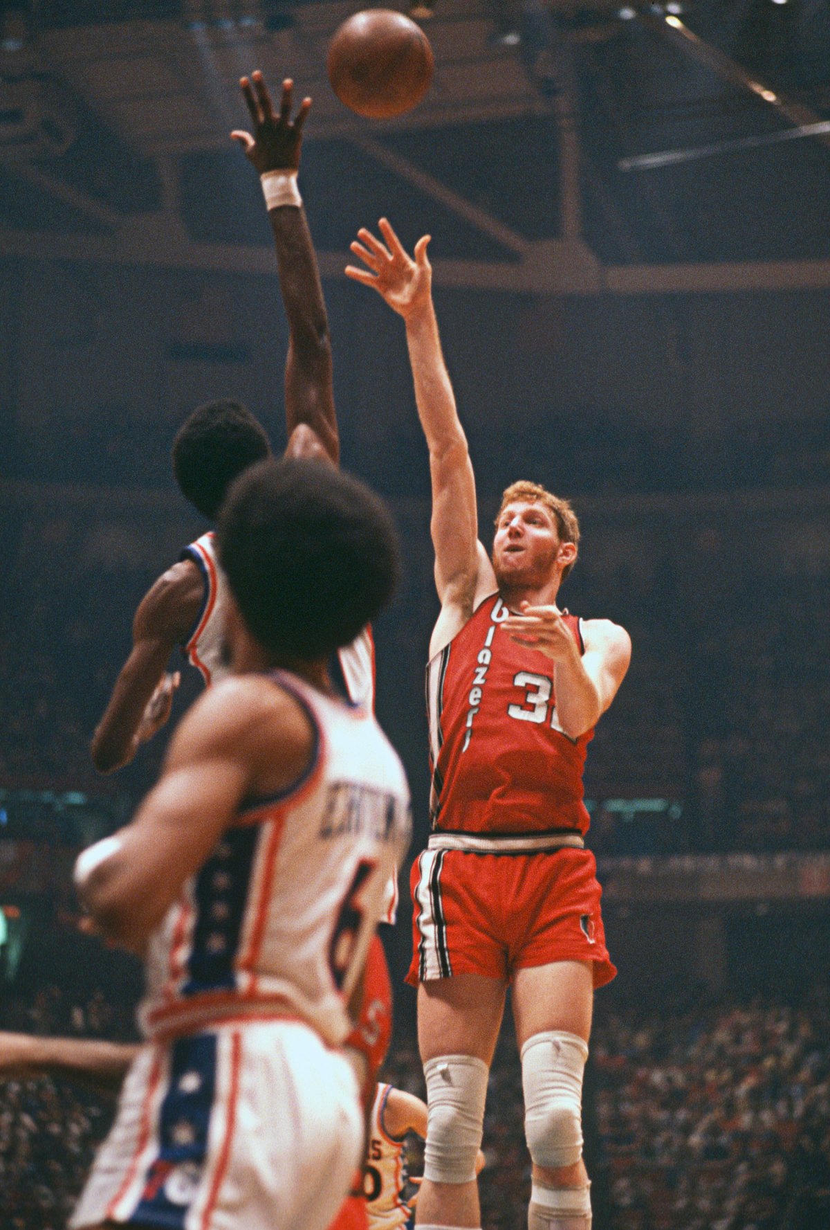 Former NBA Star Bill Walton Dead at Age 71 Following Cancer Battle | Us ...