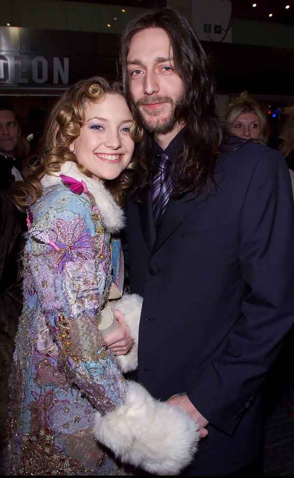 Kate Hudson Says Split From Ex-Husband Chris Robinson Was 'Very Hard ...