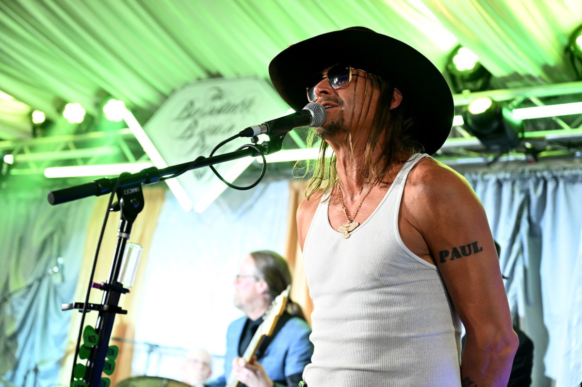 Kid Rock Allegedly Waves Gun During Rolling Stone Interview | Us Weekly