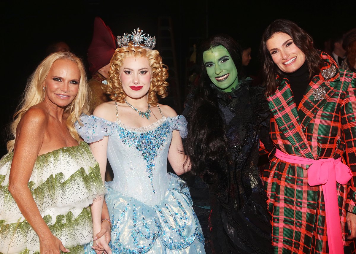 Kristin Chenoweth Says Wicked's Original Plot Wasn't as Friendship ...