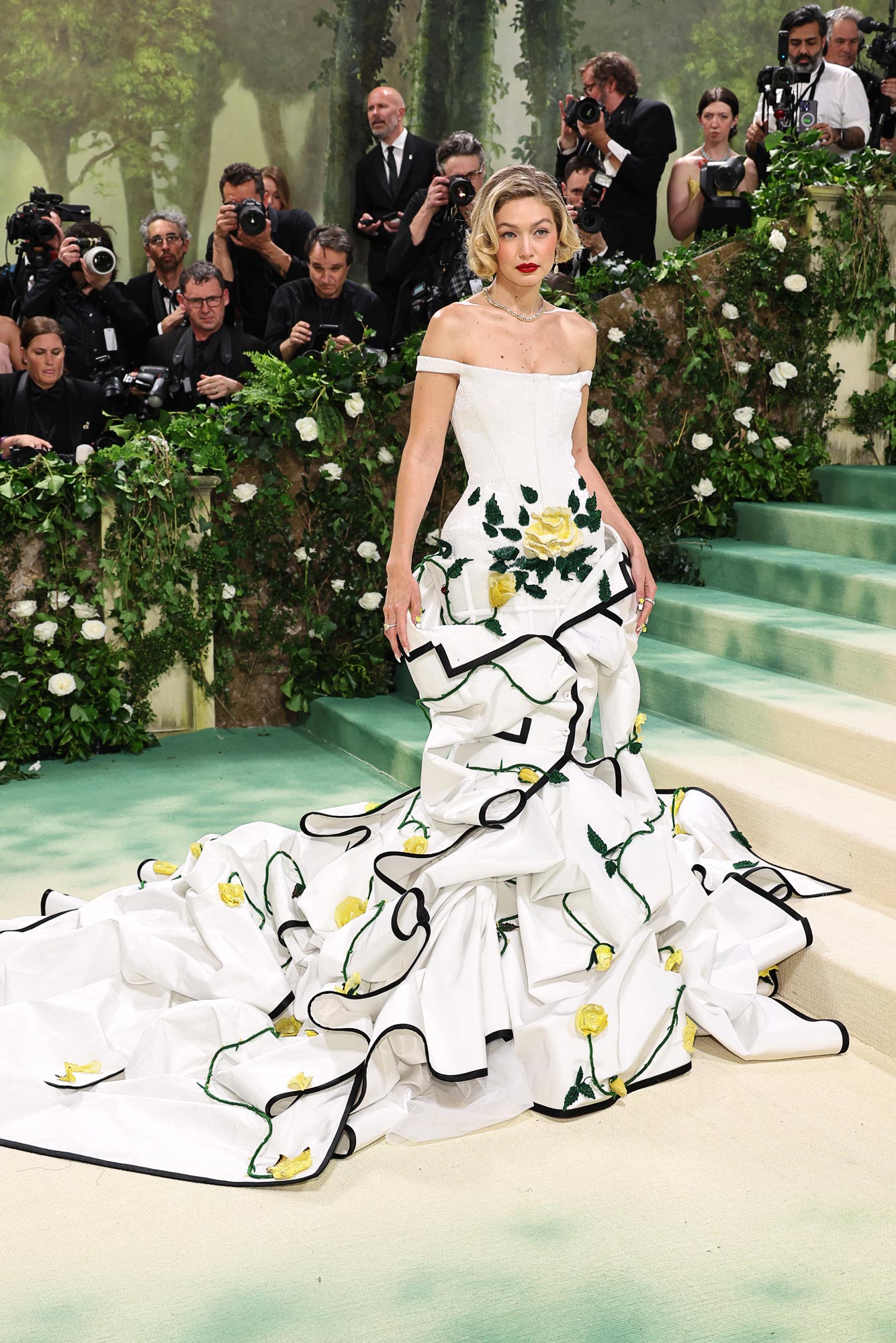 Toda la moda de las estrellas en la alfombra roja de la Gala del Met ...