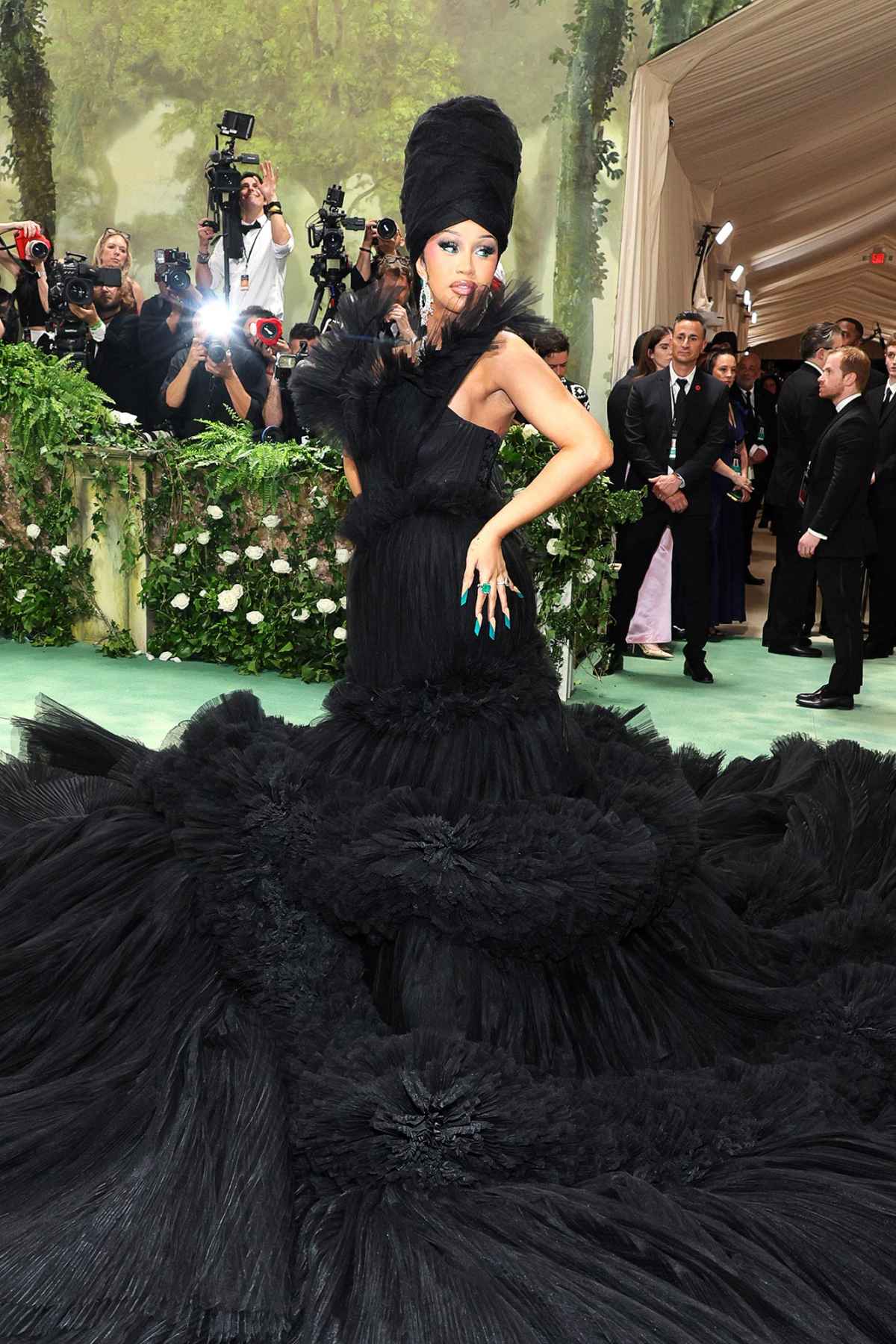 Cardi B Covers the Entire Red Carpet With Black Train at Met Gala | Us ...