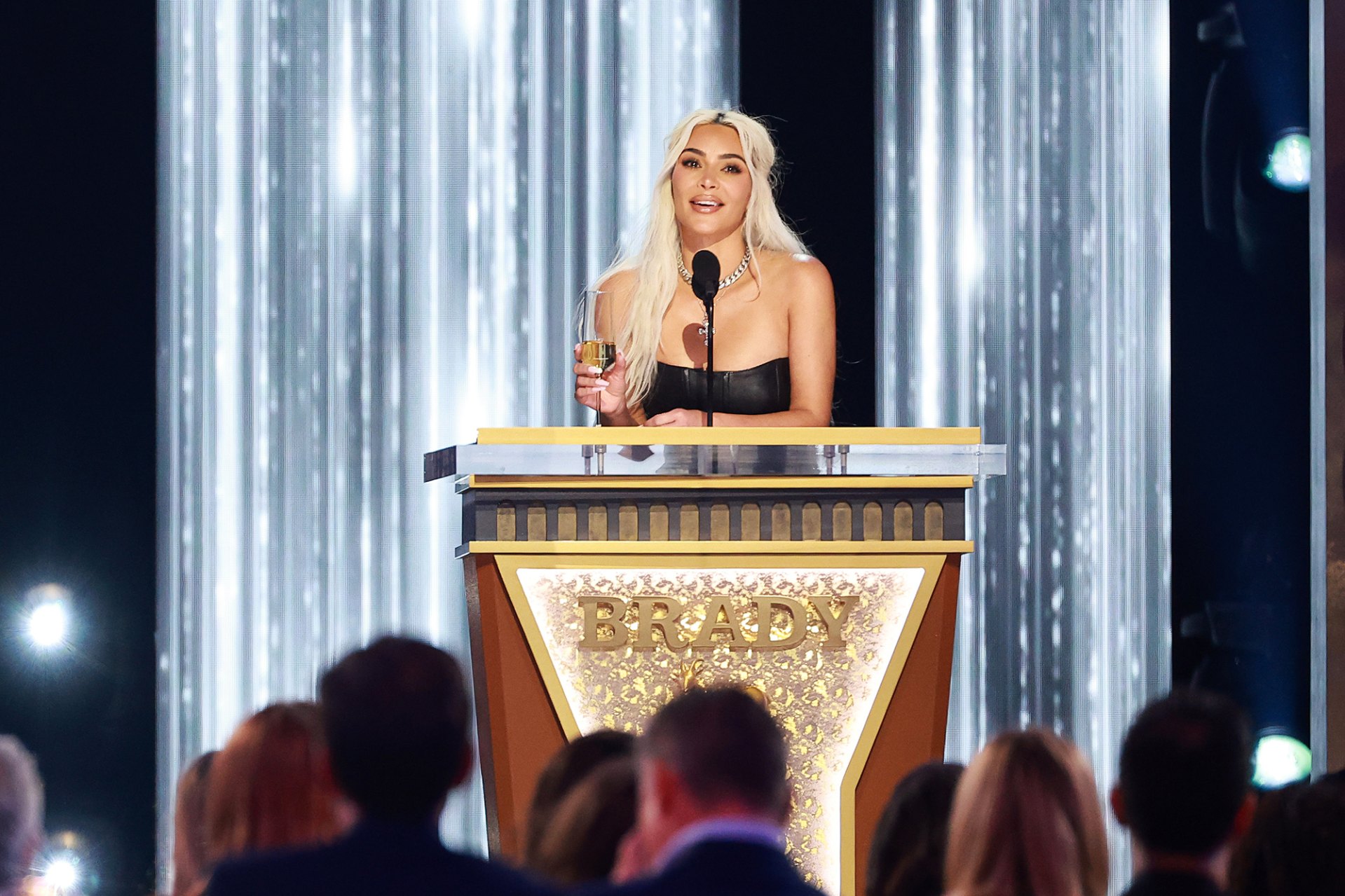 Nikki Glaser Was Surprised by Kim Kardashian Jokes at Tom Brady Roast ...
