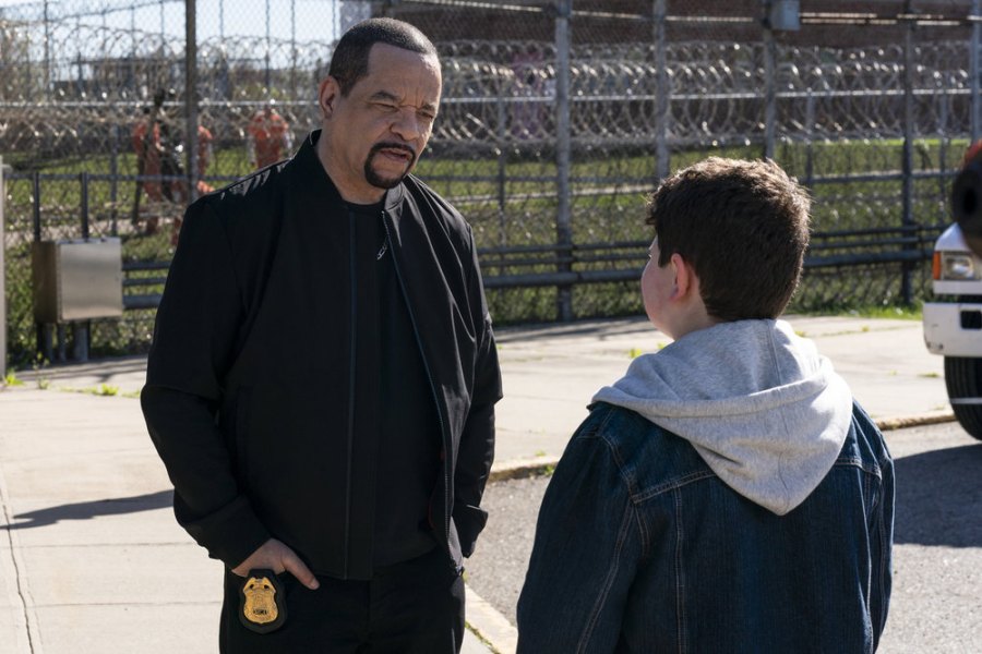 Law & Order SVU Recap: Ice-T's Character Fin Gets Shot | Us Weekly