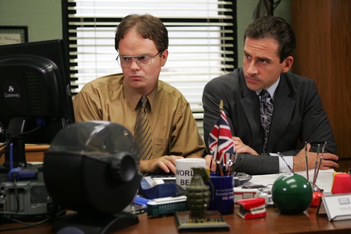 'The Office' Spinoff Gets Series Order at Peacock: 1st Cast Details ...