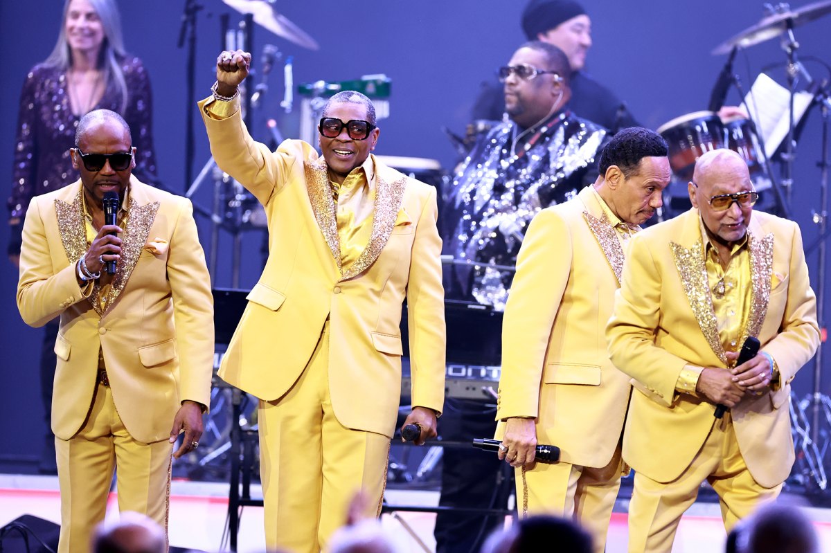 Four Tops Singer Sues Hospital for Placing Him Under Psych Evaluation ...