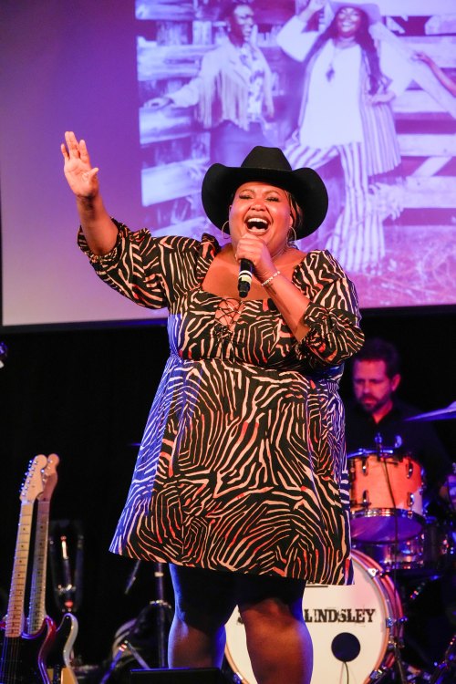 Behind the Scenes at CMA Fest 2024: Performances, Artist Interviews ...