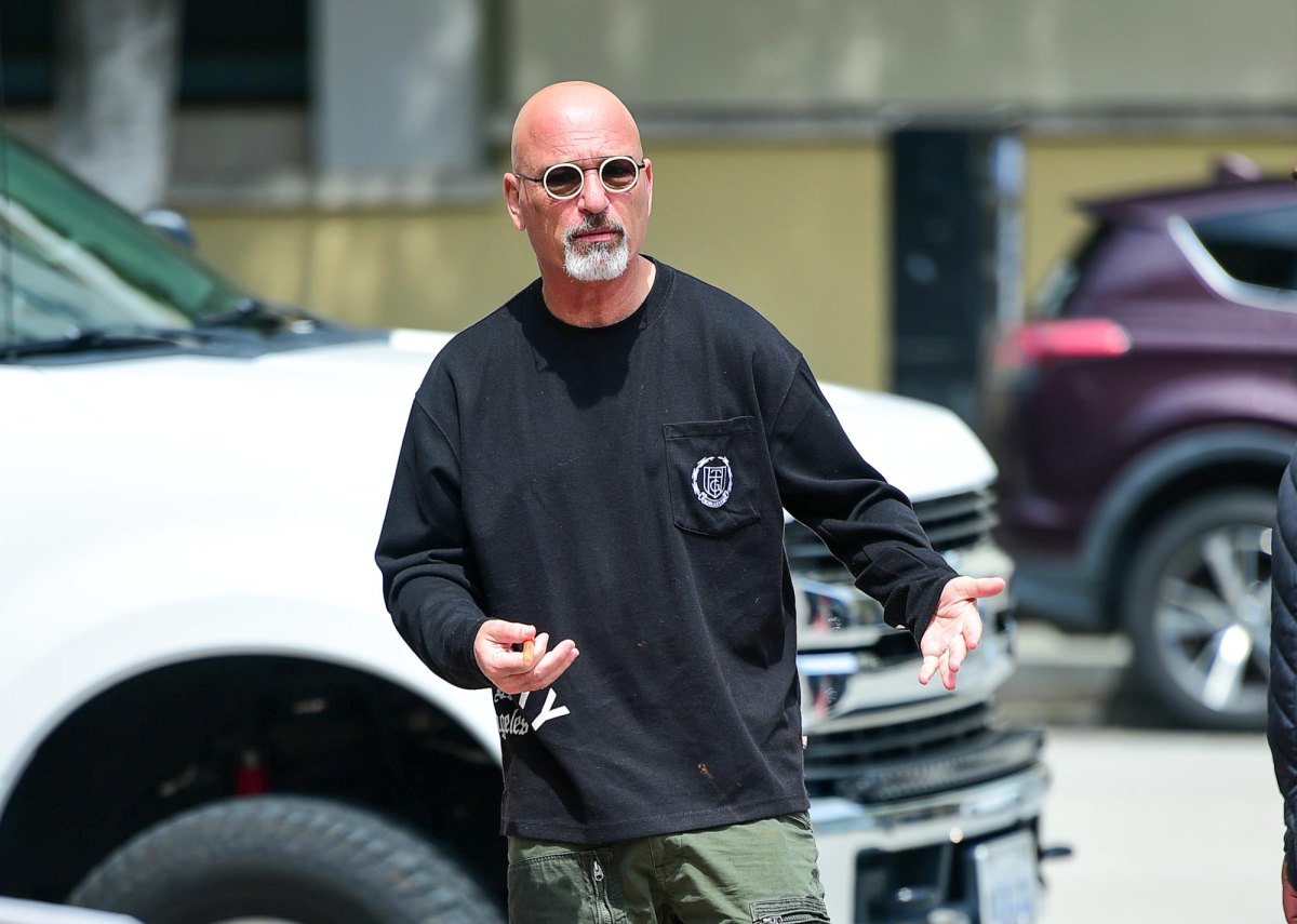 Howie Mandel Says Wife Terry ‘Wasn’t Drunk’ in Vegas, 'Took Gummies ...