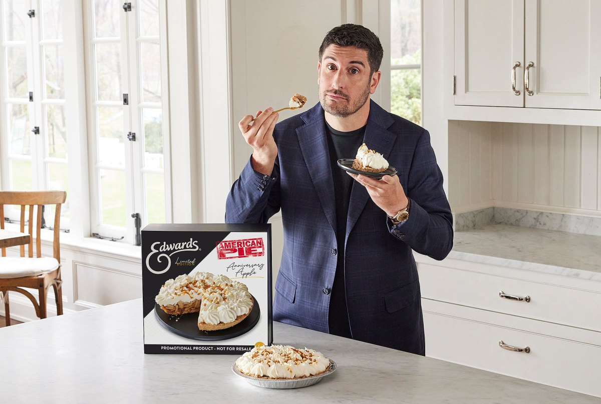 Jason Biggs Says American Pie Fan Yelled Out NSFW Joke in Front of Son ...