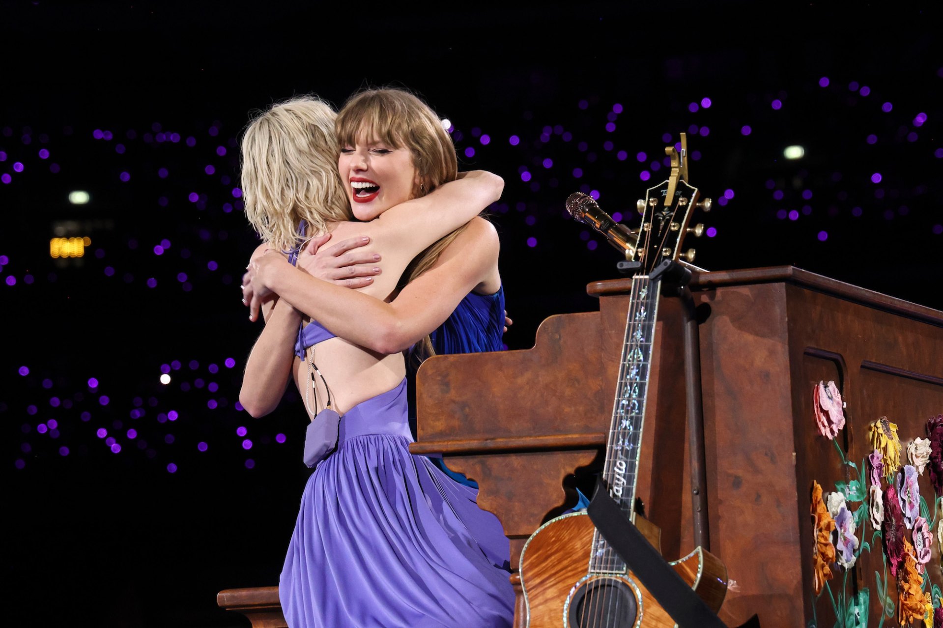 Taylor Swift and Hayley Williams’ Complete Friendship Timeline | Us Weekly