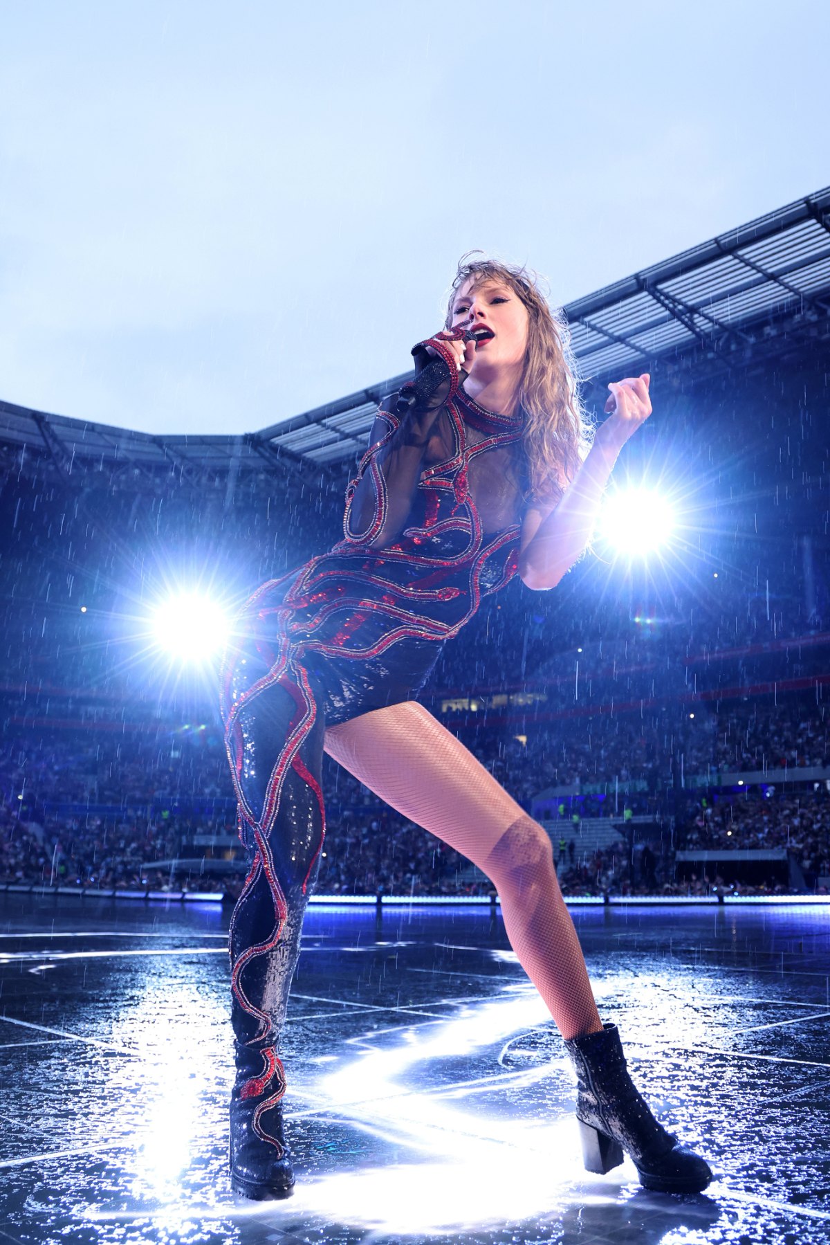 The Most Viral Moments From Taylor Swift's 'The Eras Tour' So Far | Us ...
