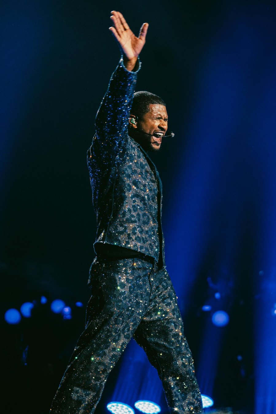 Usher Announces New Concert Film Usher: Rendezvous in Paris | Us Weekly