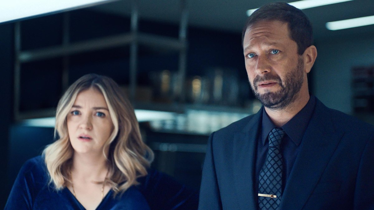The Bear Filmed 18 Episodes That Were Split Into Season 3 and 4 | Us Weekly