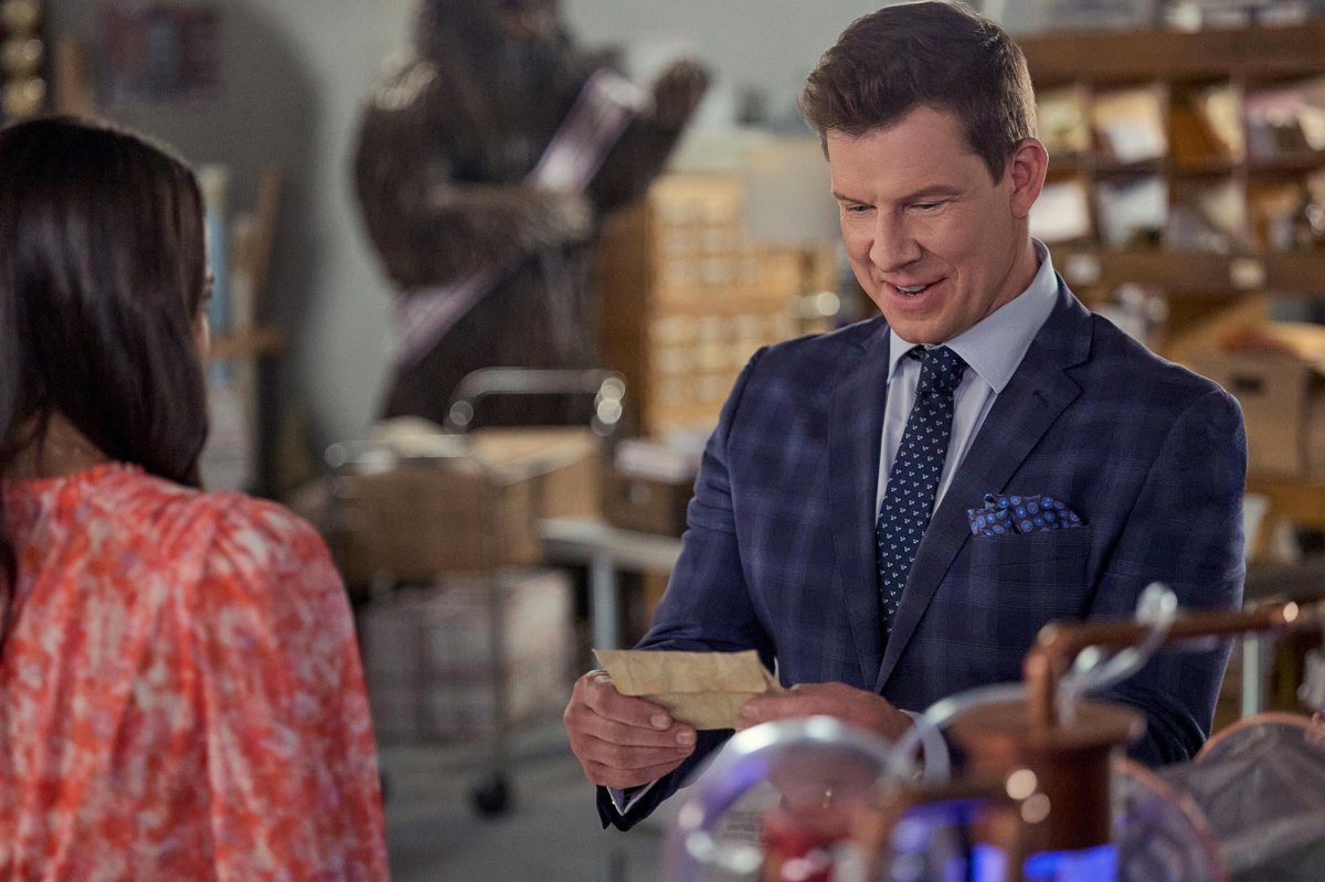 Eric Mabius Says Signed, Sealed, Delivered Marriage Brings New ‘Rules ...